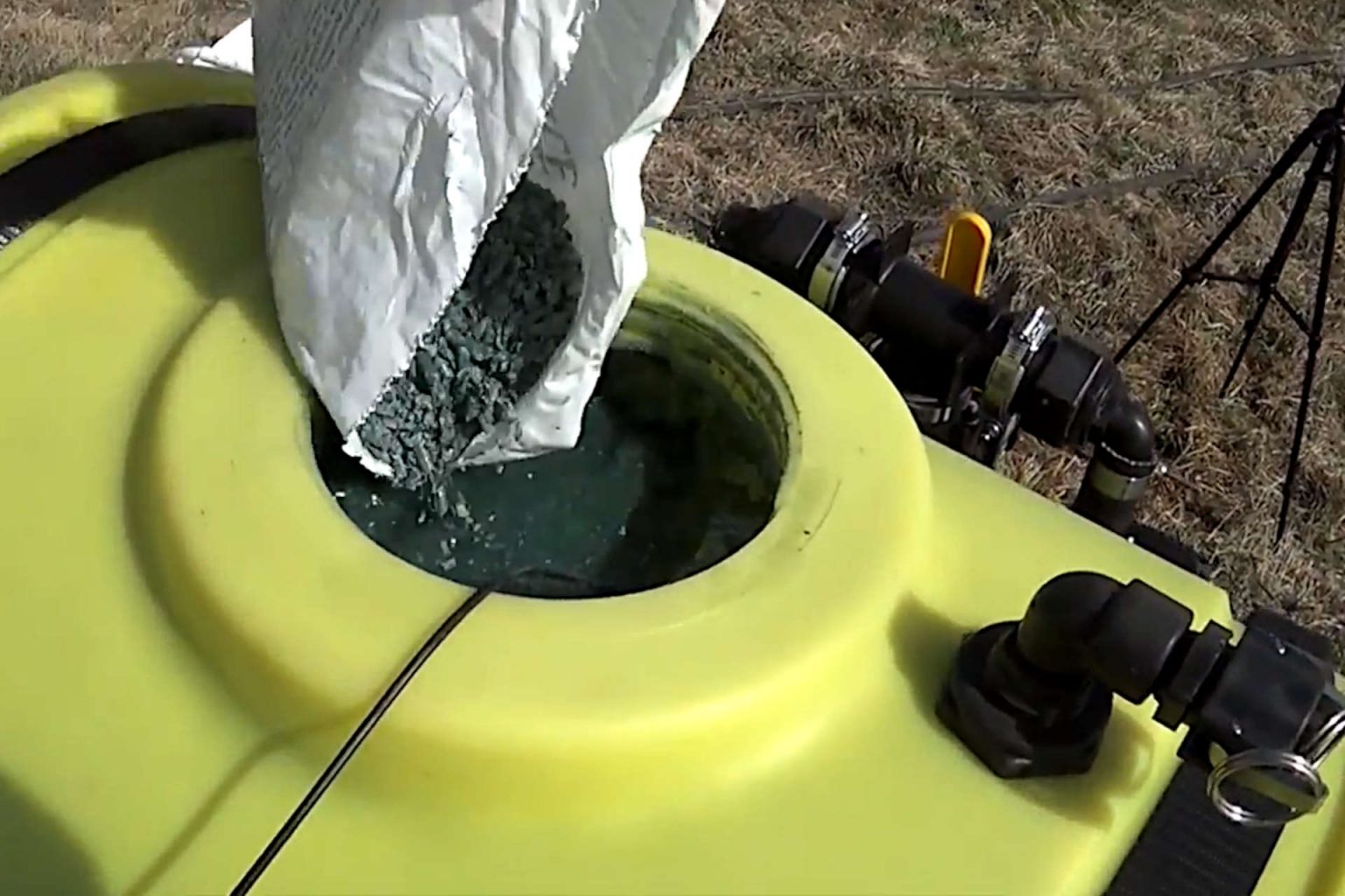 Hydroseeding Fertilizer: What Type of Fertilizer is Best for ...