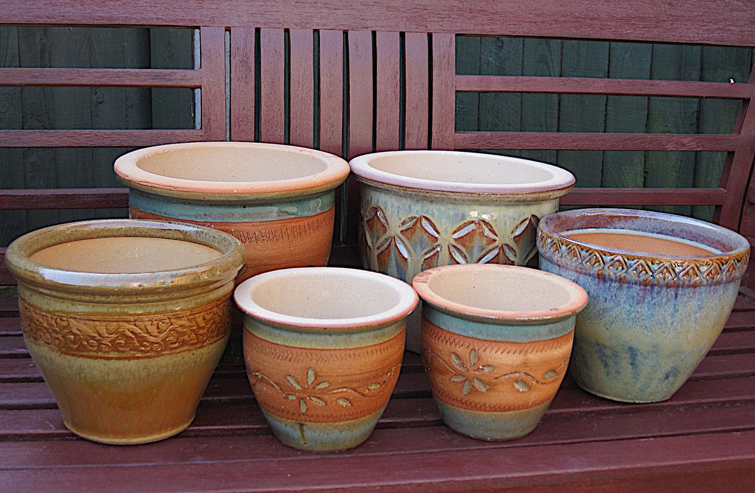 Choosing the Right Ceramic Pots for Your Plants: Indoor vs. Outdoor ...