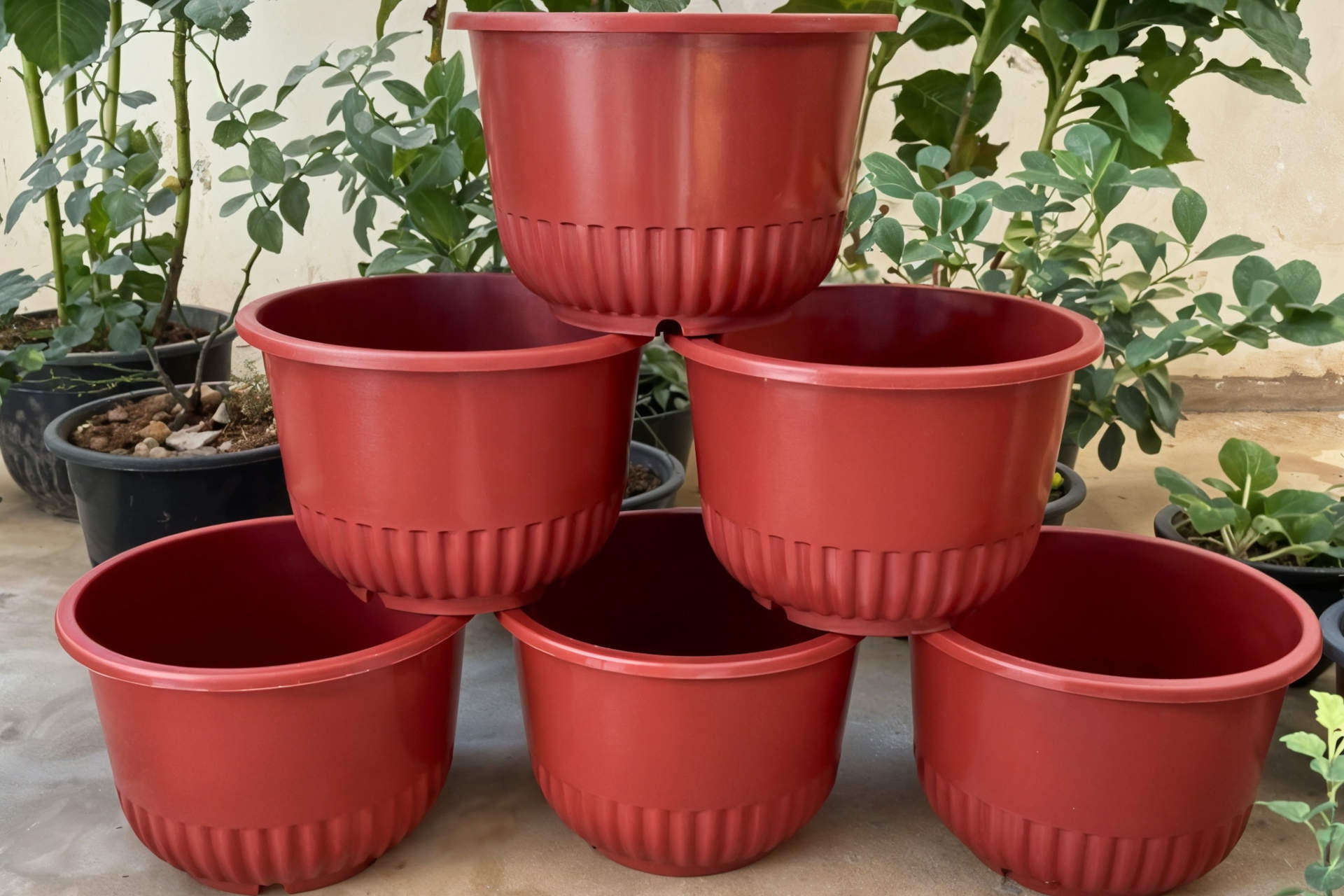 Creative and Visually Appealing Outdoor Flower Pot Ideas - Gardening Latest